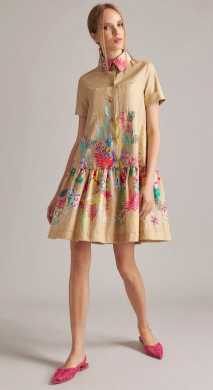 Découvrez l'Élégance de Tricot Chic : Collection d'Été en Promotion